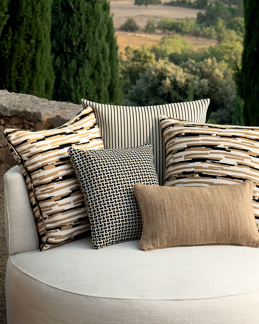 Misia - Editor of furnishing fabrics